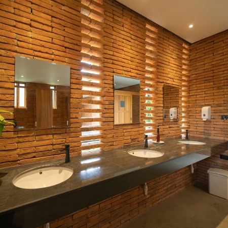 Linen and Uniform Service In Homeland, California | Braun Linen